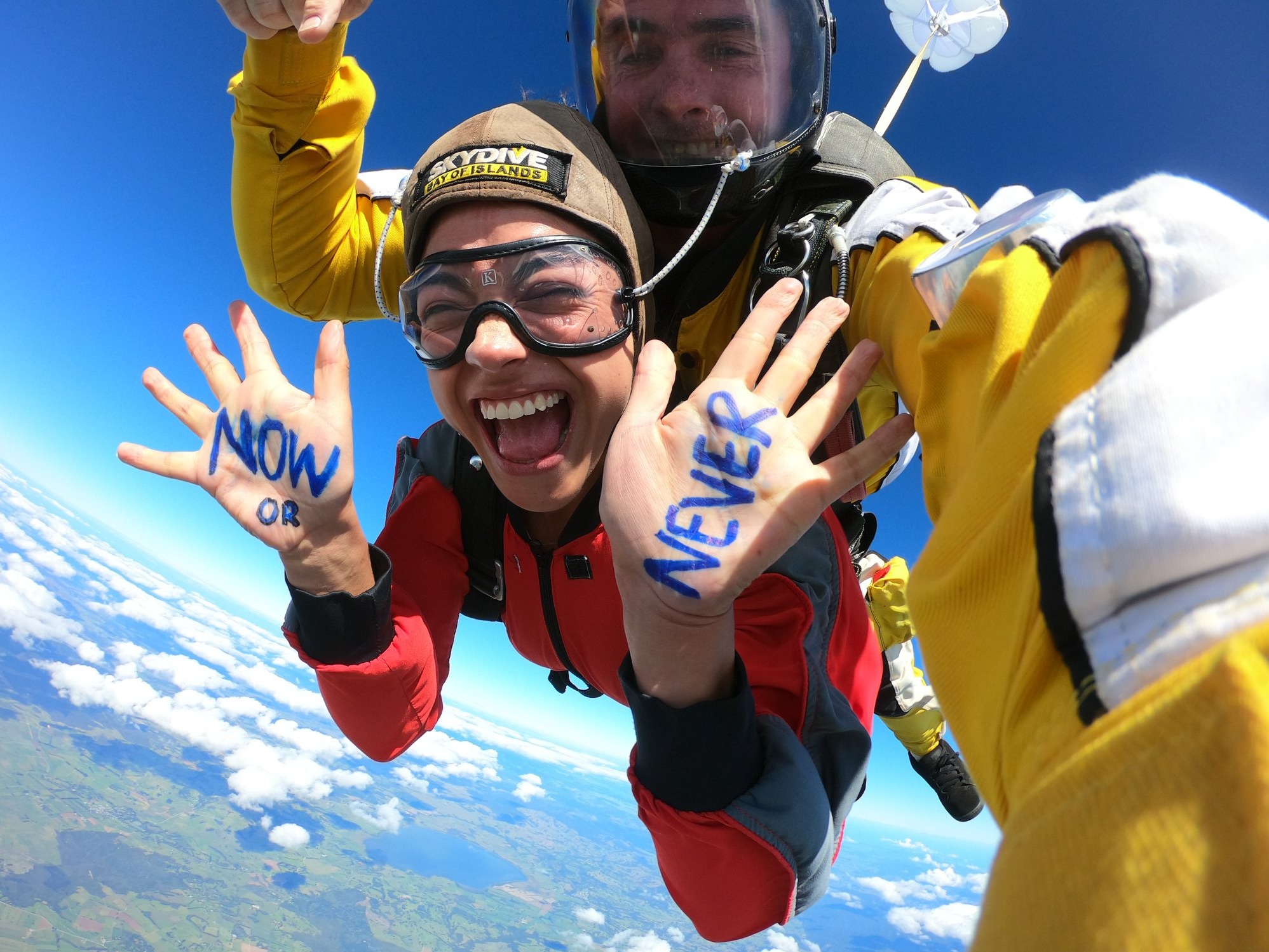 Skydive Bay of Islands 16,000ft Jump | Outguided