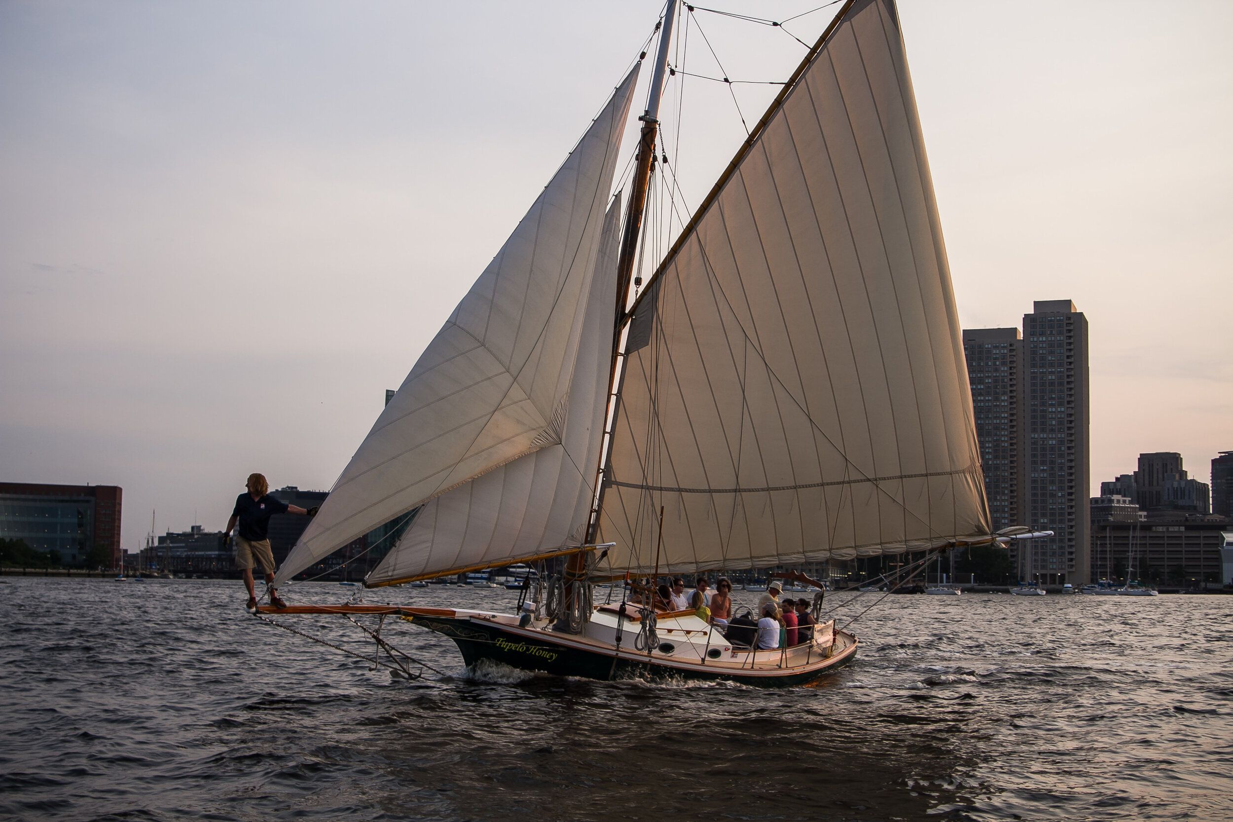 Sail Around with Friends on a 31' Classic Friendship Sloop in Boston ...