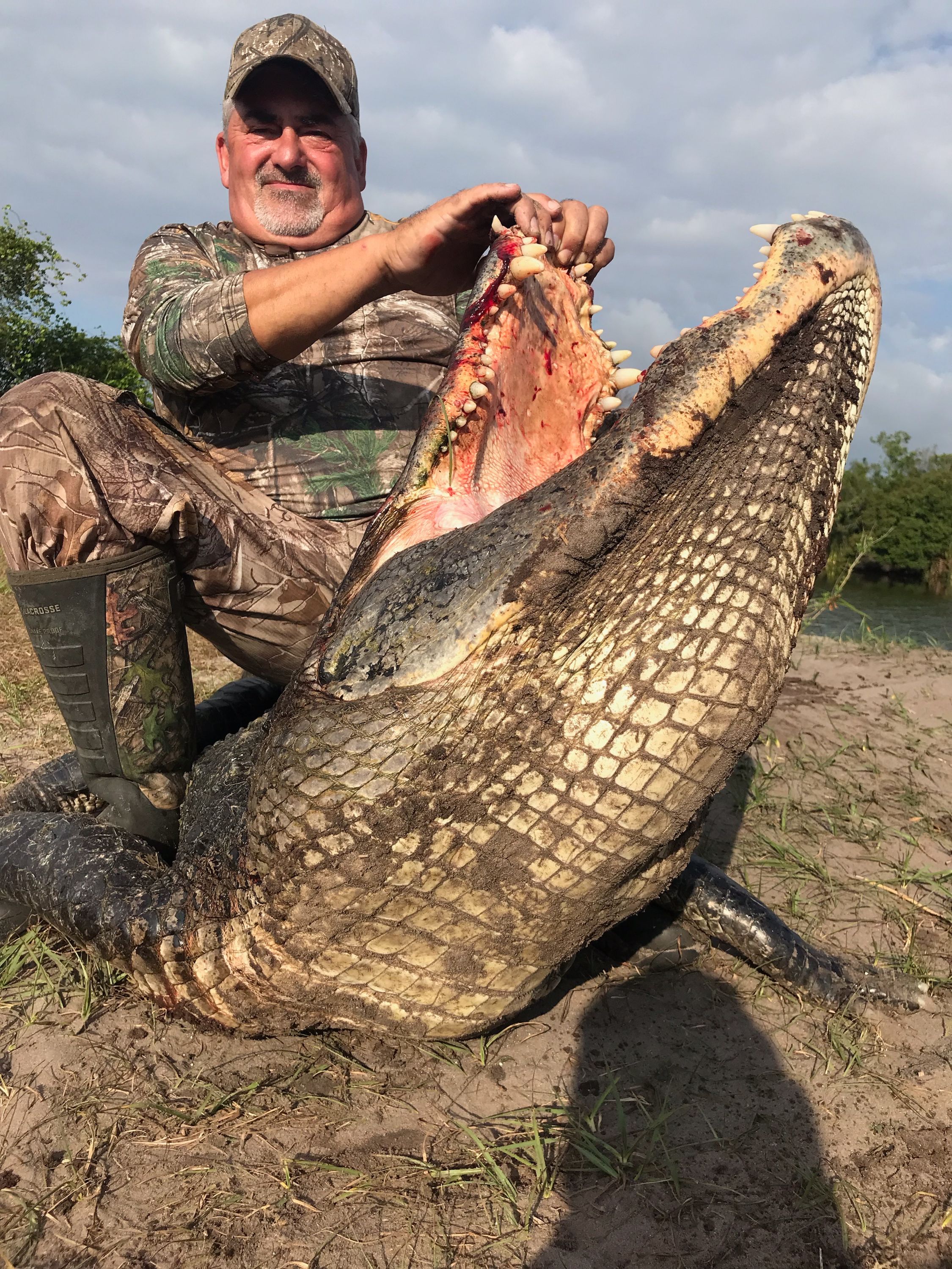 ALLIGATOR/HOG COMBO HUNT! | Outguided