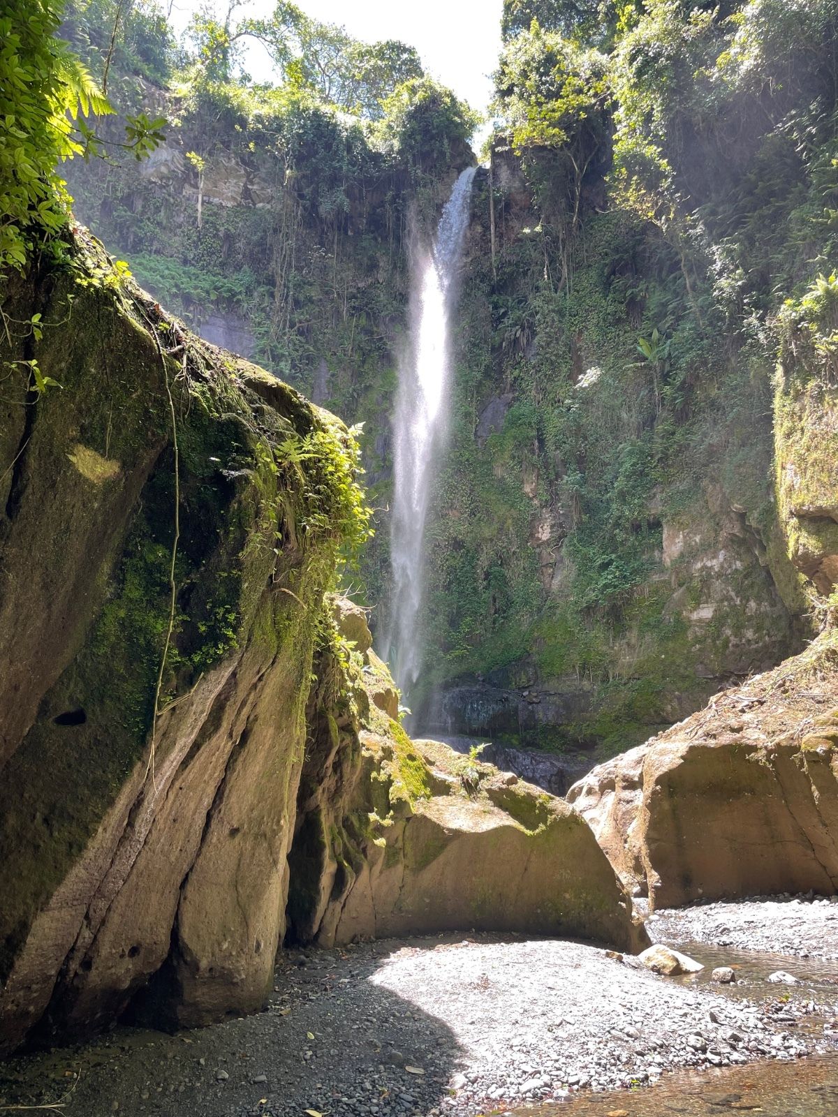 Napuru Meru Waterfalls | Outguided