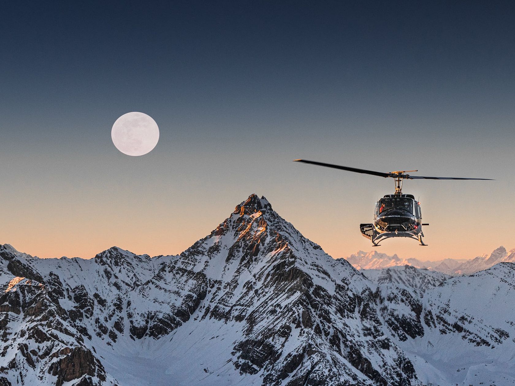 5 Best Places to Heliski in the world | Outguided