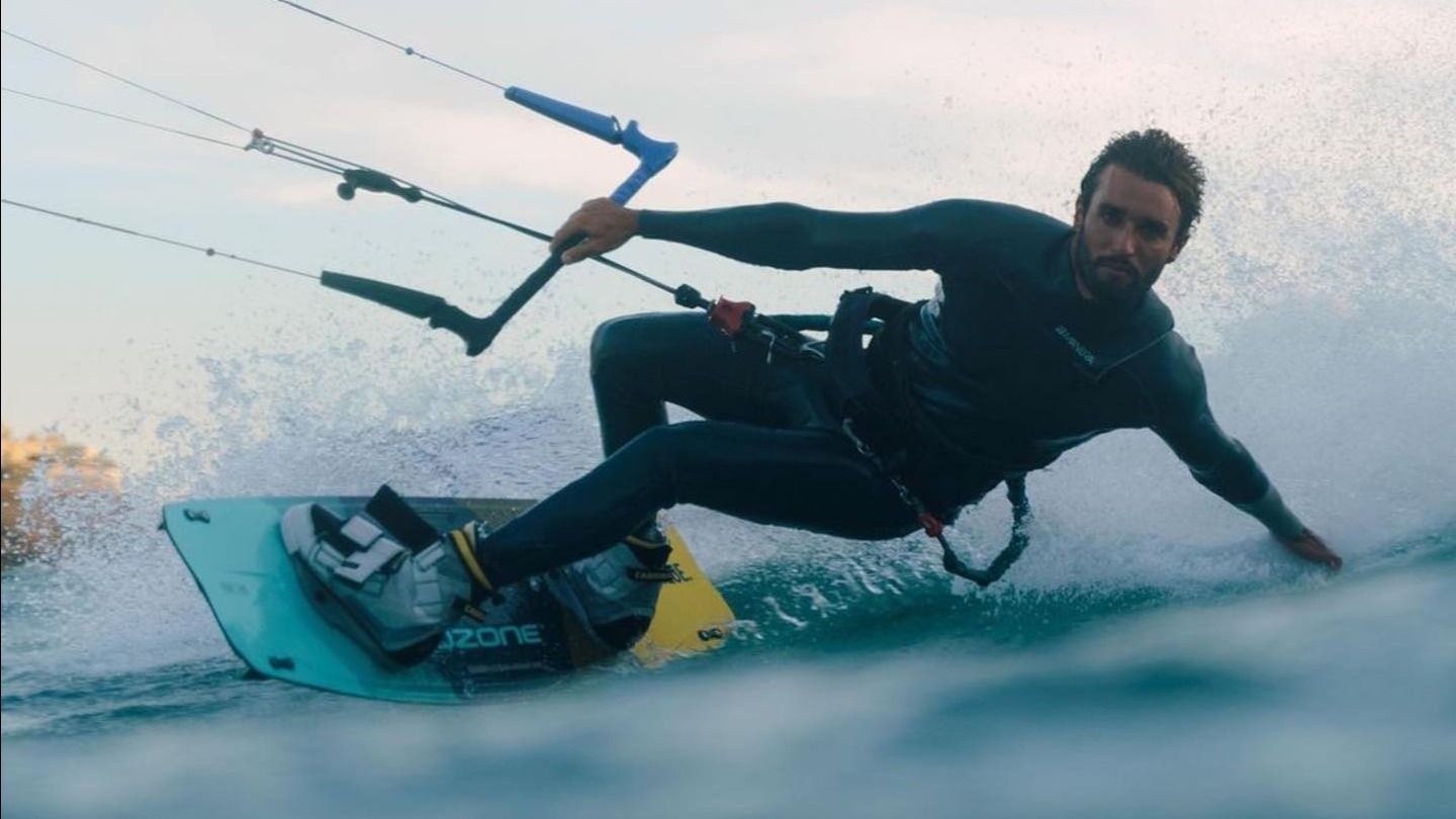 FAMILY PACKAGE KITESURF LESSONS - ONE ON ONE | Outguided