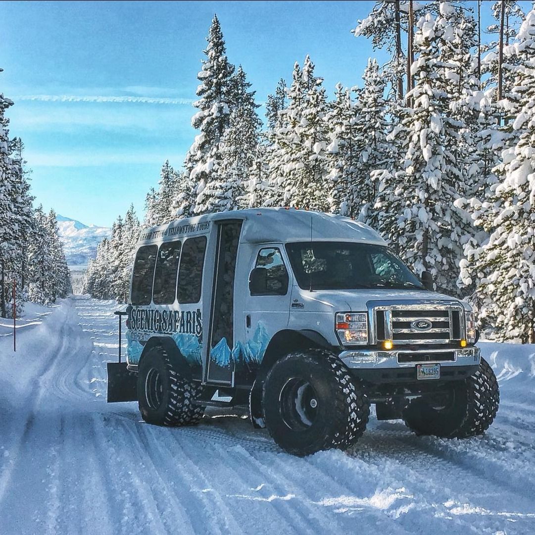 Private Yellowstone Snowcoach Tour | Outguided