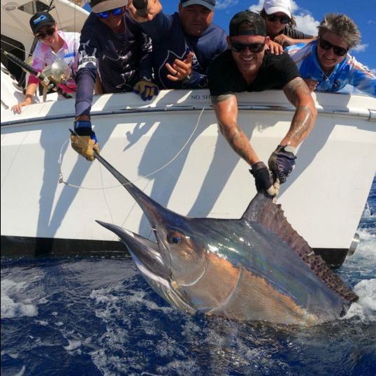 Full-Day Exmouth Fishing Charter on 30' Fury | Outguided