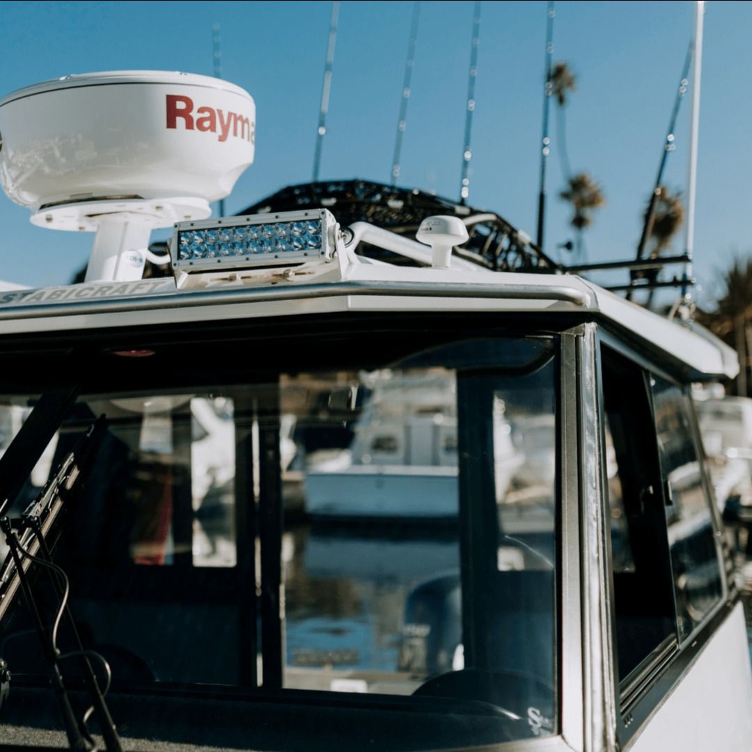 10-HOUR CATALINA ISLAND LOBSTER HOOPING | Outguided