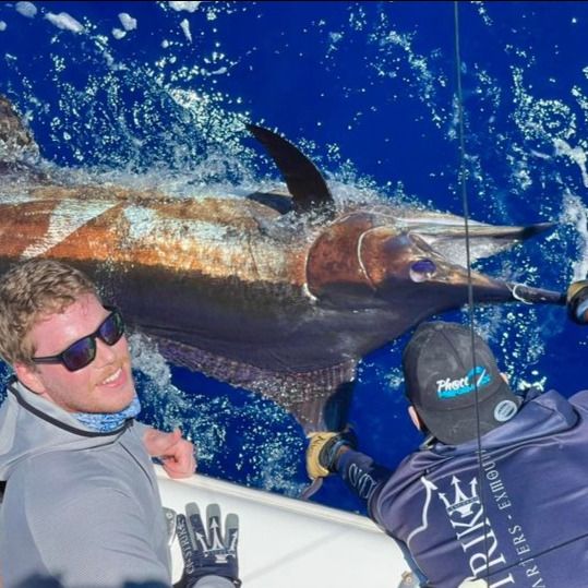 Full-Day Exmouth Fishing Charter on 30' Fury | Outguided