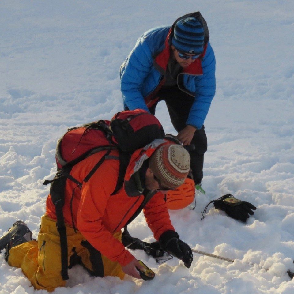 Avalanche Science REC2+ Course | Outguided