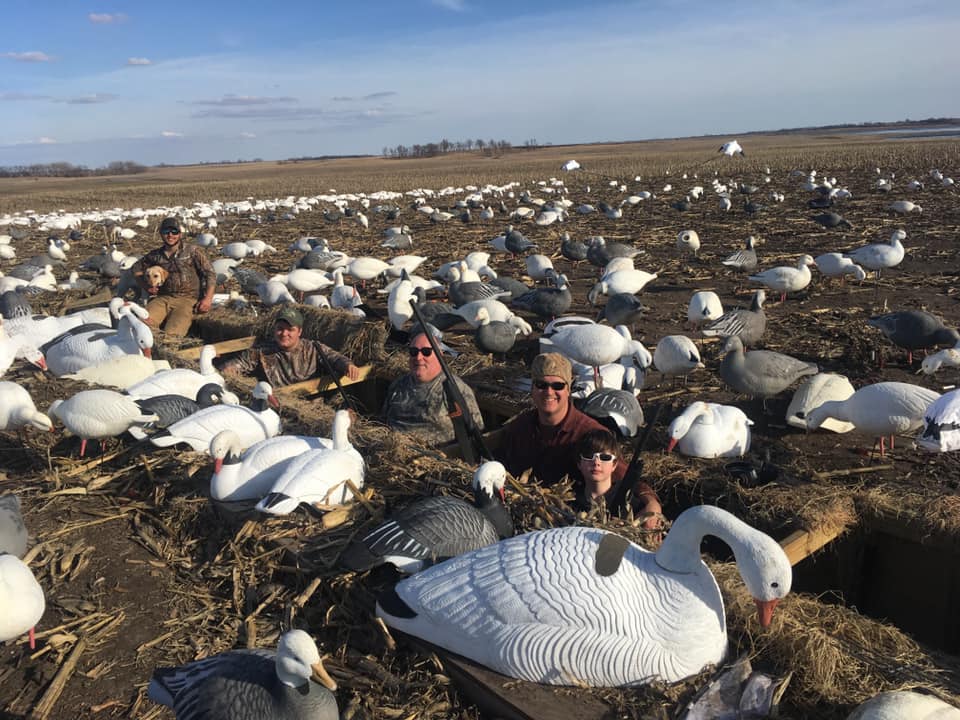 1 Day Snow Goose Hunting Experience in South Dakota | Outguided